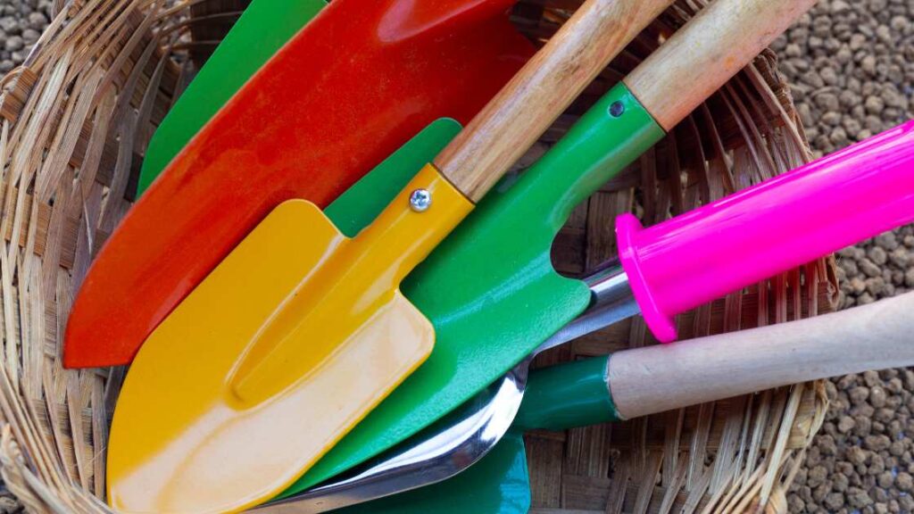 Best Tools for Digging Up Bamboo Roots in 2025